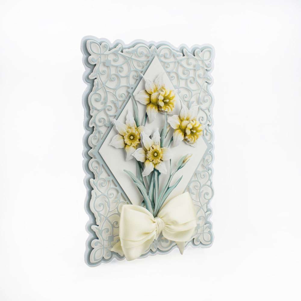Carnation Crafts Dainty Daffodil Die Set - Carnation Crafts